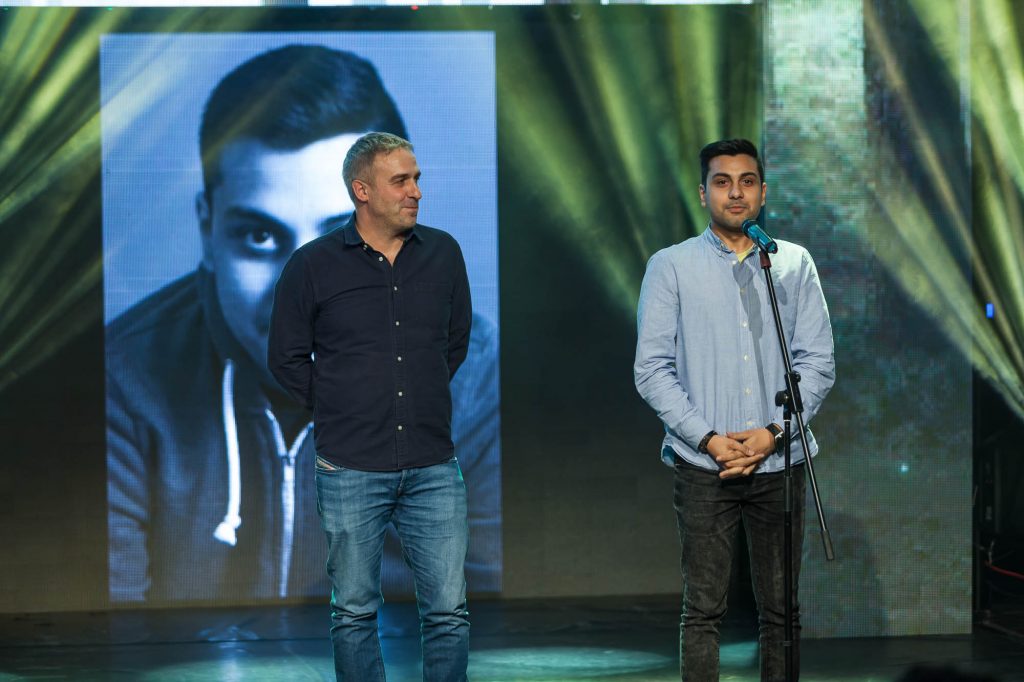 10 tineri actori pentru 10 ani de Teatru Metropolis - Ziarul Metropolis ...